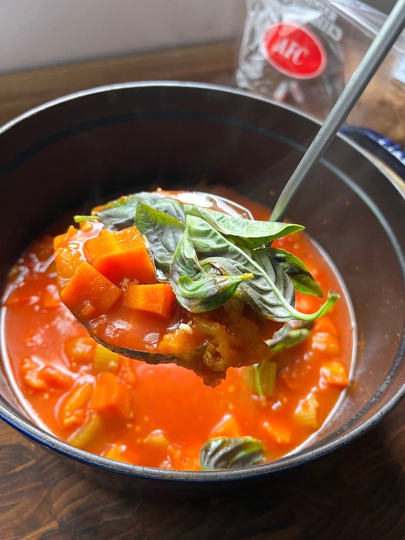 Heirloom Tomato Basil Soup | My Bizzy Kitchen